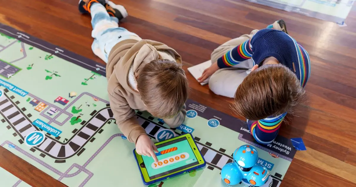 Fun with robots workshop - School holiday program at Werrington ...